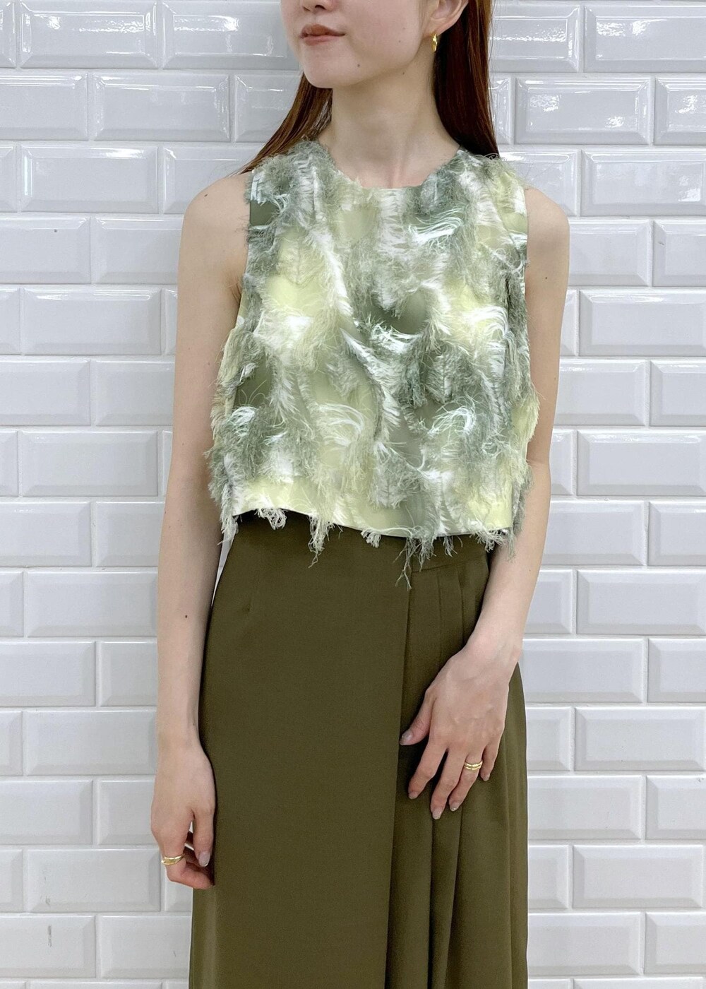 tomo(ADAM ET ROPE' ルミネ池袋)｜ADAM ET ROPE'のTシャツ/カットソーを使ったコーディネート - WEAR