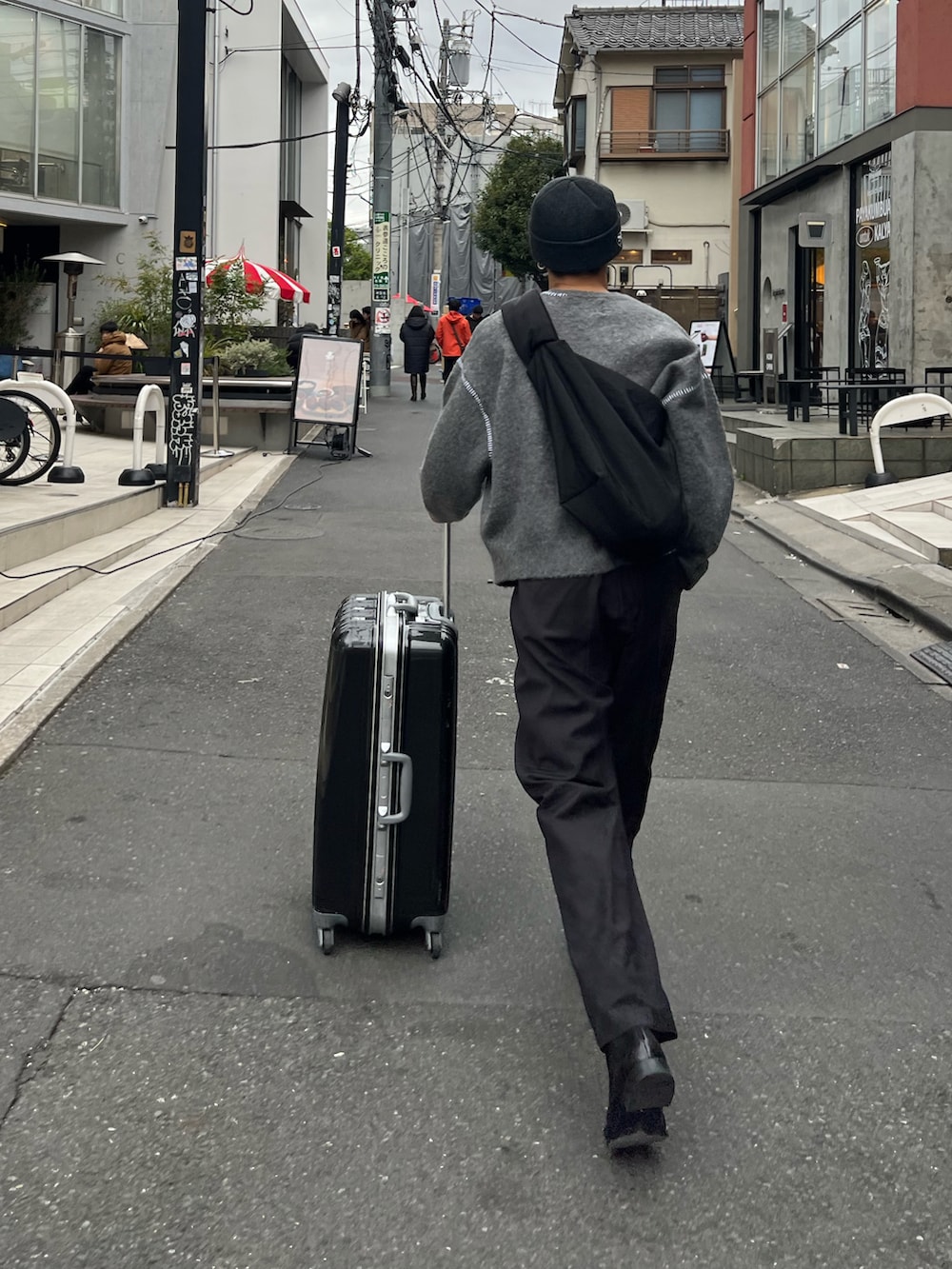 てる｜SINSSのスラックスを使ったコーディネート - WEAR