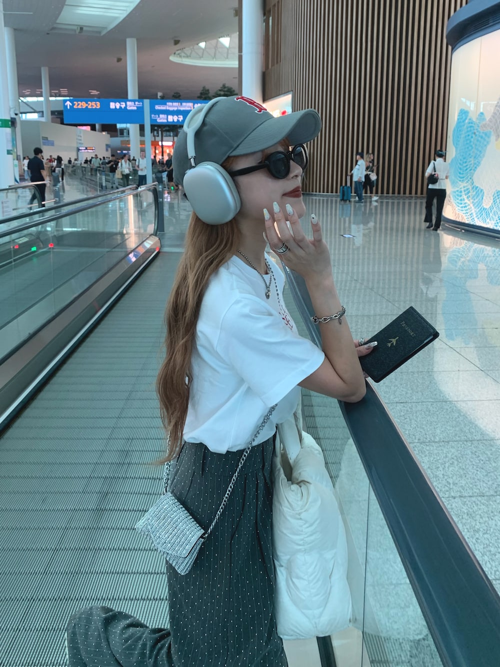 mayu ｜BLONDEYのスラックスを使ったコーディネート - WEAR