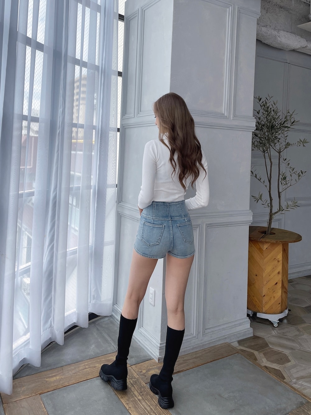 Juria(GYDA)｜GYDAのデニムパンツを使ったコーディネート - WEAR