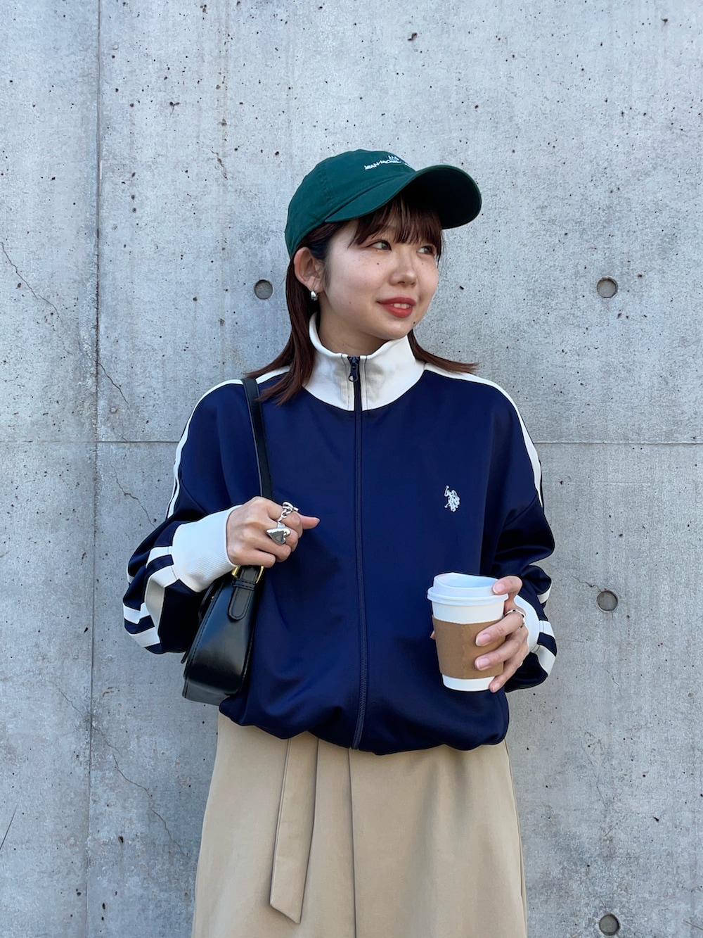 UKI｜MOMAのキャップを使ったコーディネート - WEAR