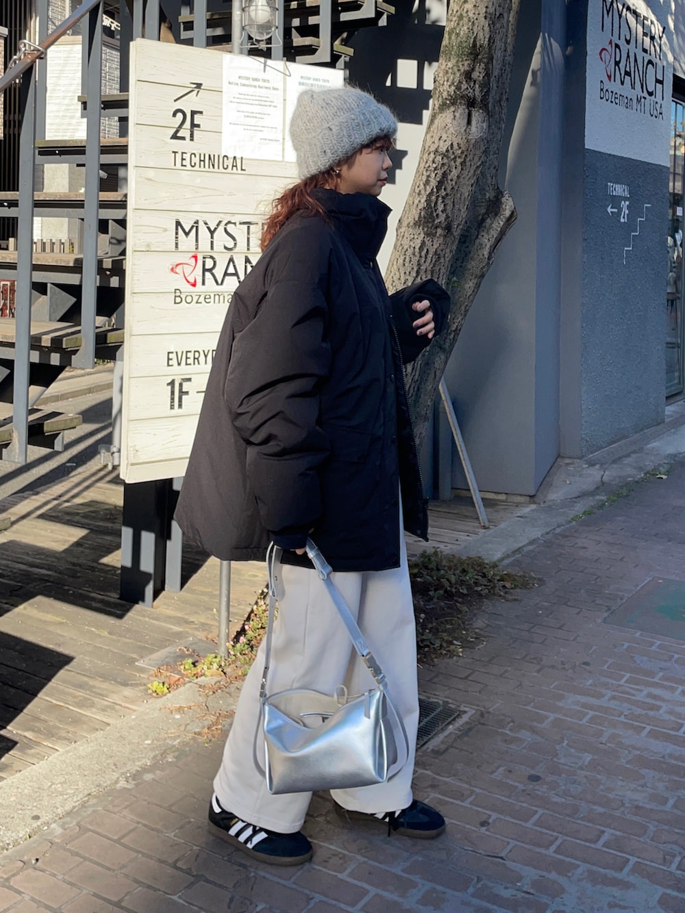 UKI｜OSOIのショルダーバッグを使ったコーディネート - WEAR