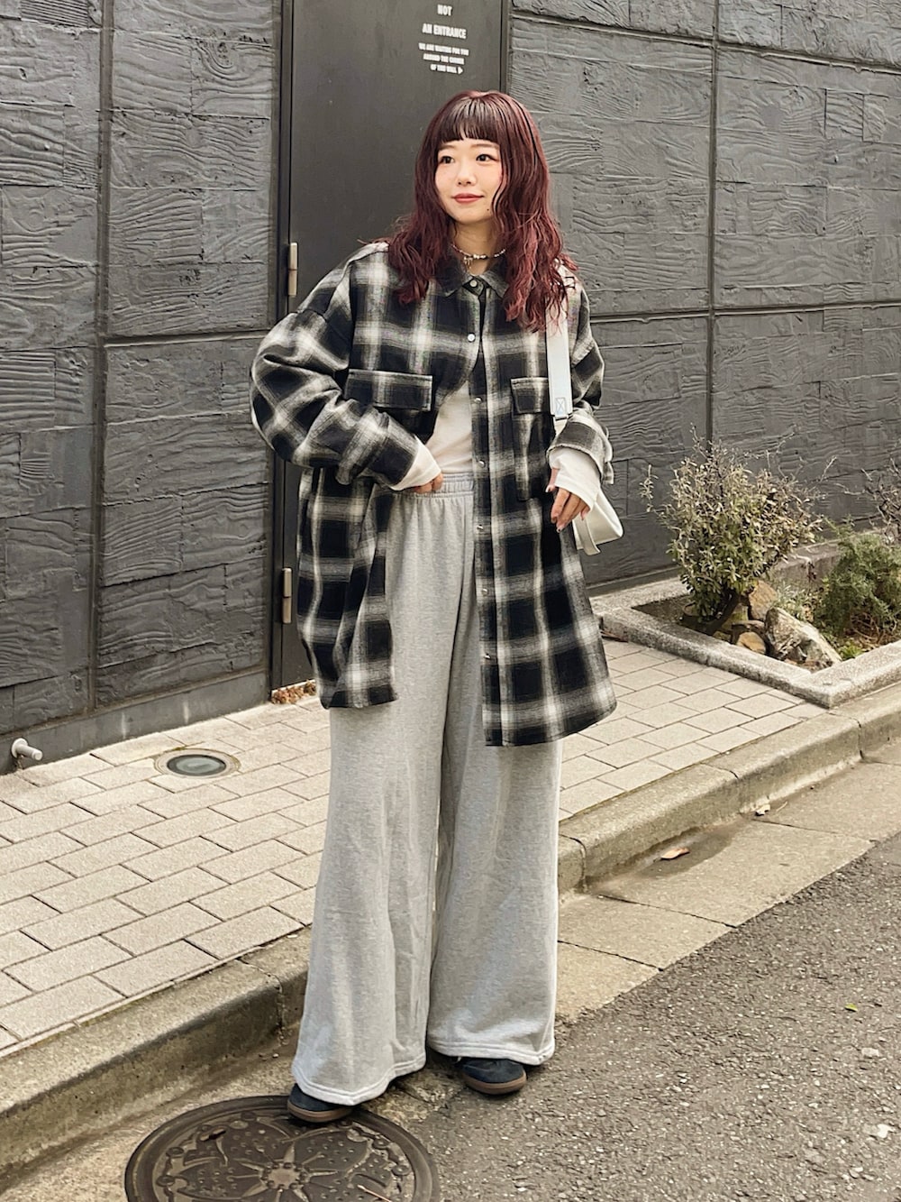 UKI｜OSOIのショルダーバッグを使ったコーディネート - WEAR