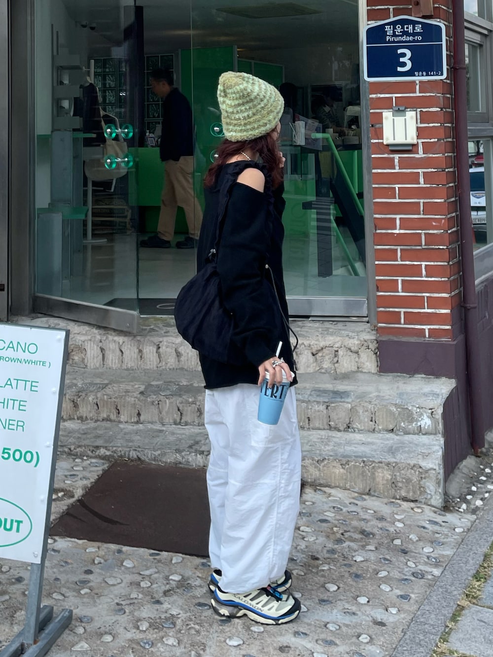 UKI｜select MOCA by sonのニット/セーターを使ったコーディネート - WEAR