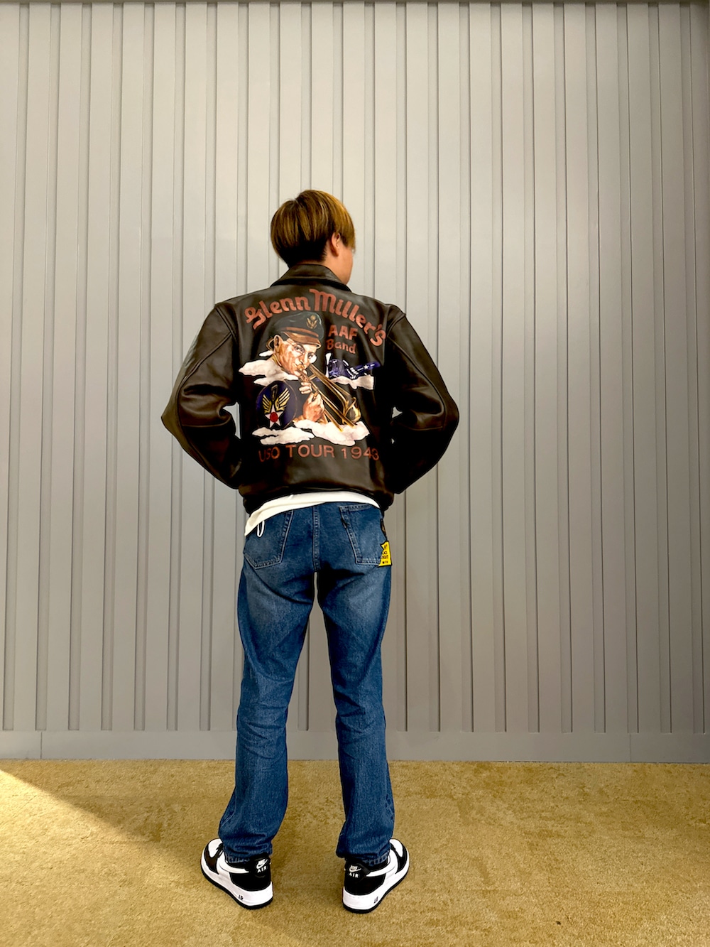 AOKI(AVIREX MOZO ワンダーシティ)｜AVIREXのデニムパンツを使ったコーディネート - WEAR