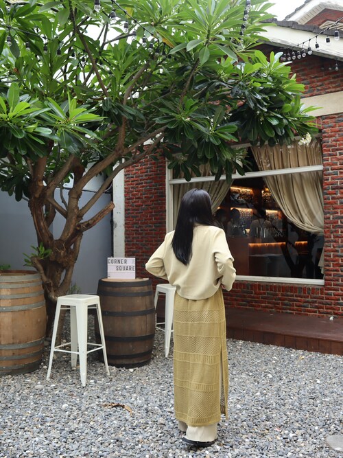 Imnadia Lin｜LONGCHAMPのショルダーバッグを使ったコーディネート - WEAR