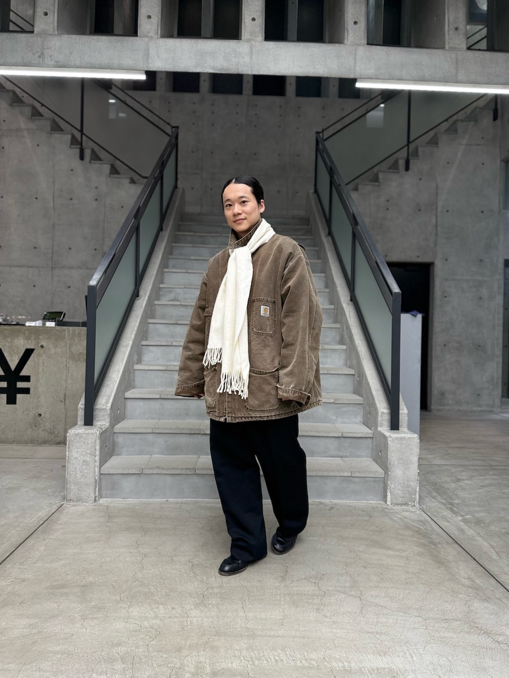 kor_1217(URBAN RESEARCH KYOTO)｜THE INOUE BROTHERSのマフラーを使ったコーディネート - WEAR