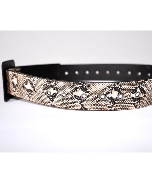 A.D.G（エーディージー）の「Square Buckle Python Belt (beige)（ベルト）」 - WEAR