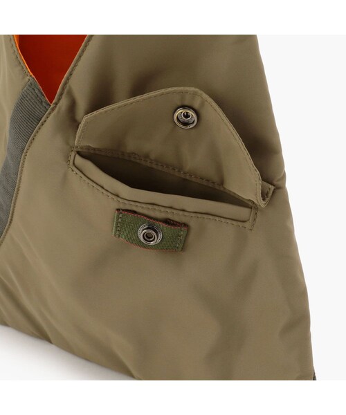 BRIEFING（ブリーフィング）の「TILT TRIANGLE TOTE （Sサイズ）（）」 - WEAR