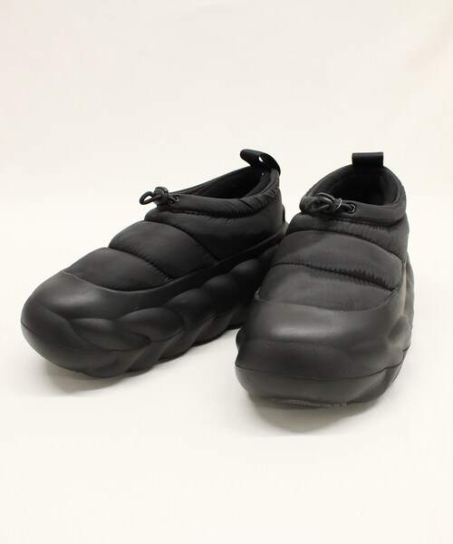 RNA（アールエヌエー）の「E5048 【クロックス/crocs】OVER PUFF SHORTY（）」 - WEAR