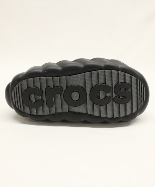 RNA（アールエヌエー）の「E5048 【クロックス/crocs】OVER PUFF SHORTY（）」 - WEAR