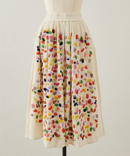 BEARDSLEY（ビアズリー）の「《mii》刺繍入りフレアスカート（）」 - WEAR