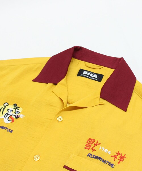 RNA（アールエヌエー）の「【6月下旬納期】B2917 スーベニアシャツ（）」 - WEAR