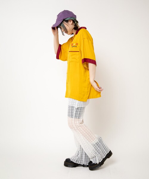 RNA（アールエヌエー）の「【6月下旬納期】B2917 スーベニアシャツ（）」 - WEAR