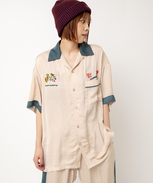 RNA（アールエヌエー）の「【6月下旬納期】B2917 スーベニアシャツ（）」 - WEAR