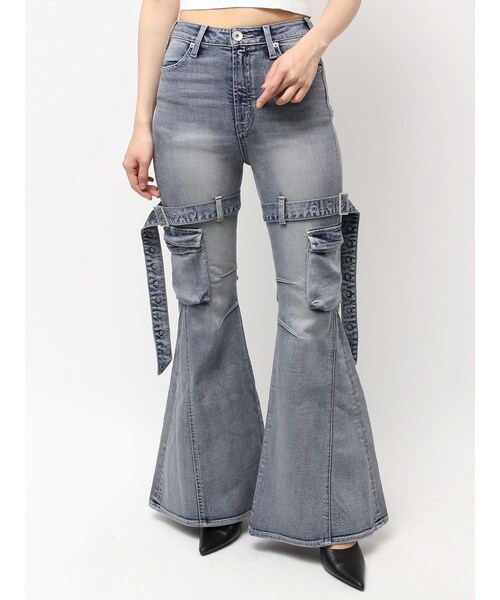 GYDA（ジェイダ）の「ハイウエスト strap cargo designフレアデニムパンツ（デニムパンツ）」 - WEAR