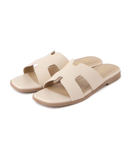 Jayro（ジャイロ）の「デザインカットフラットサンダル（サンダル）」 - WEAR
