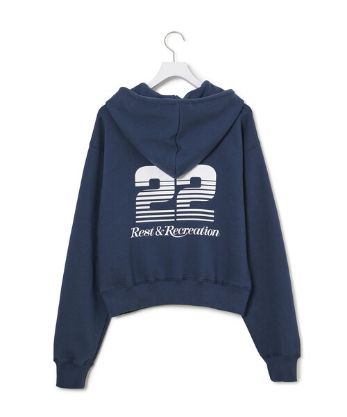 ADAM ET ROPE'（アダムエロペ）の「【Rest&Recreation】RR 22 LOGO CROPPED HOODIE（パーカー ...